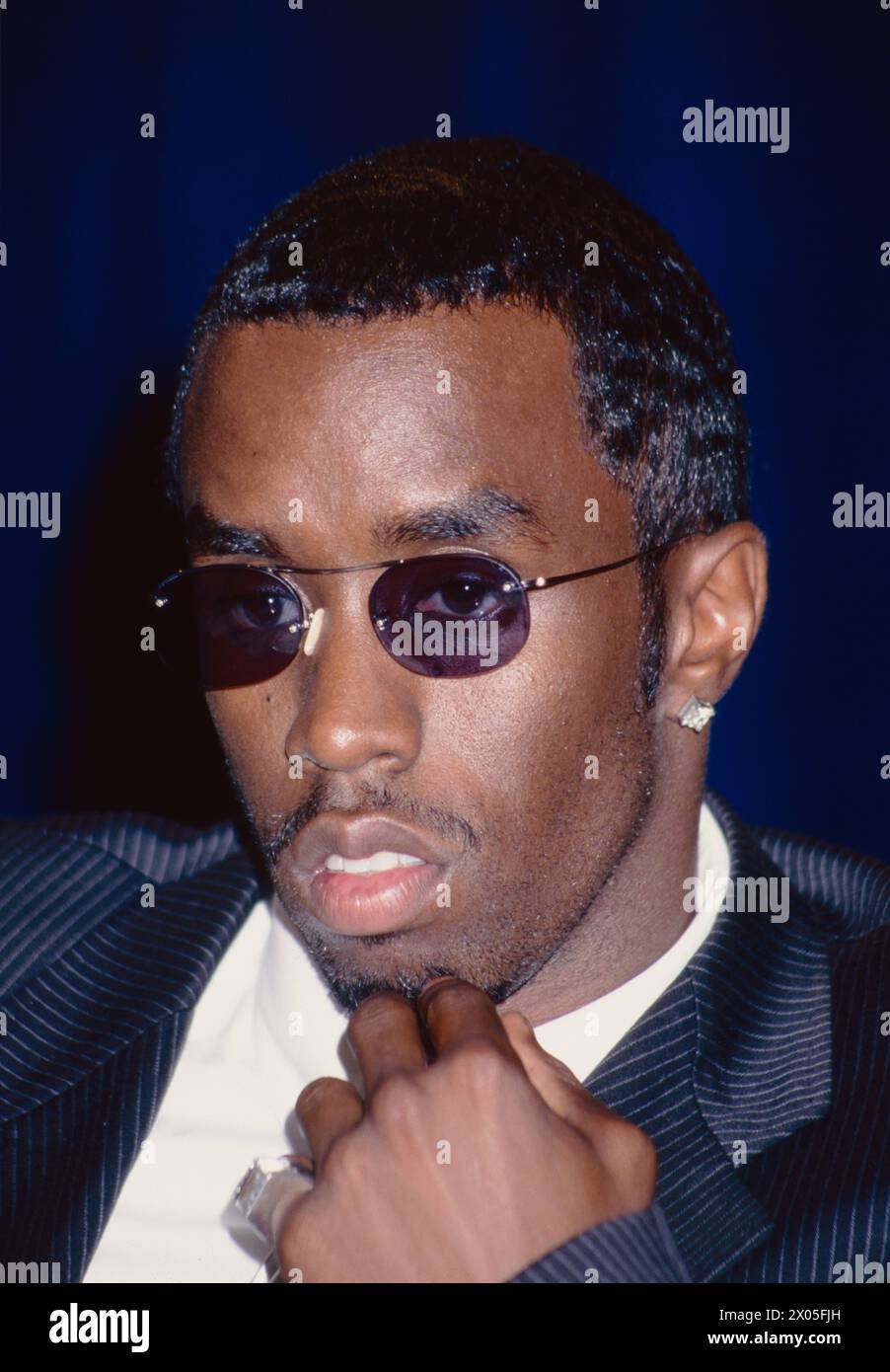 Sean "Puffy" Combs attends NetAid Press Conference at Millennium Hotel ...