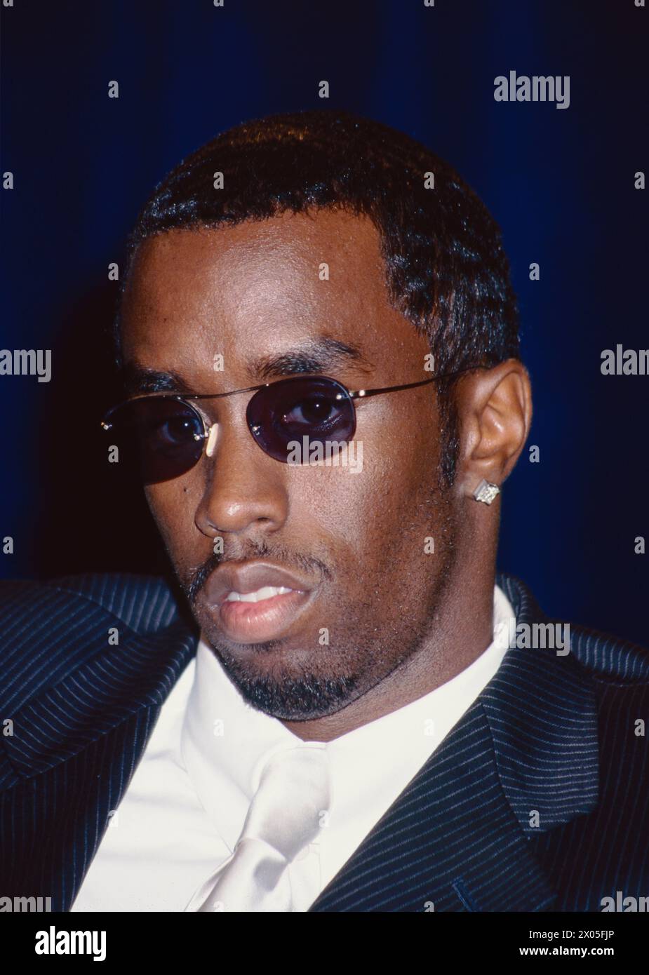 Sean puffy combs 1999 hi-res stock photography and images - Alamy