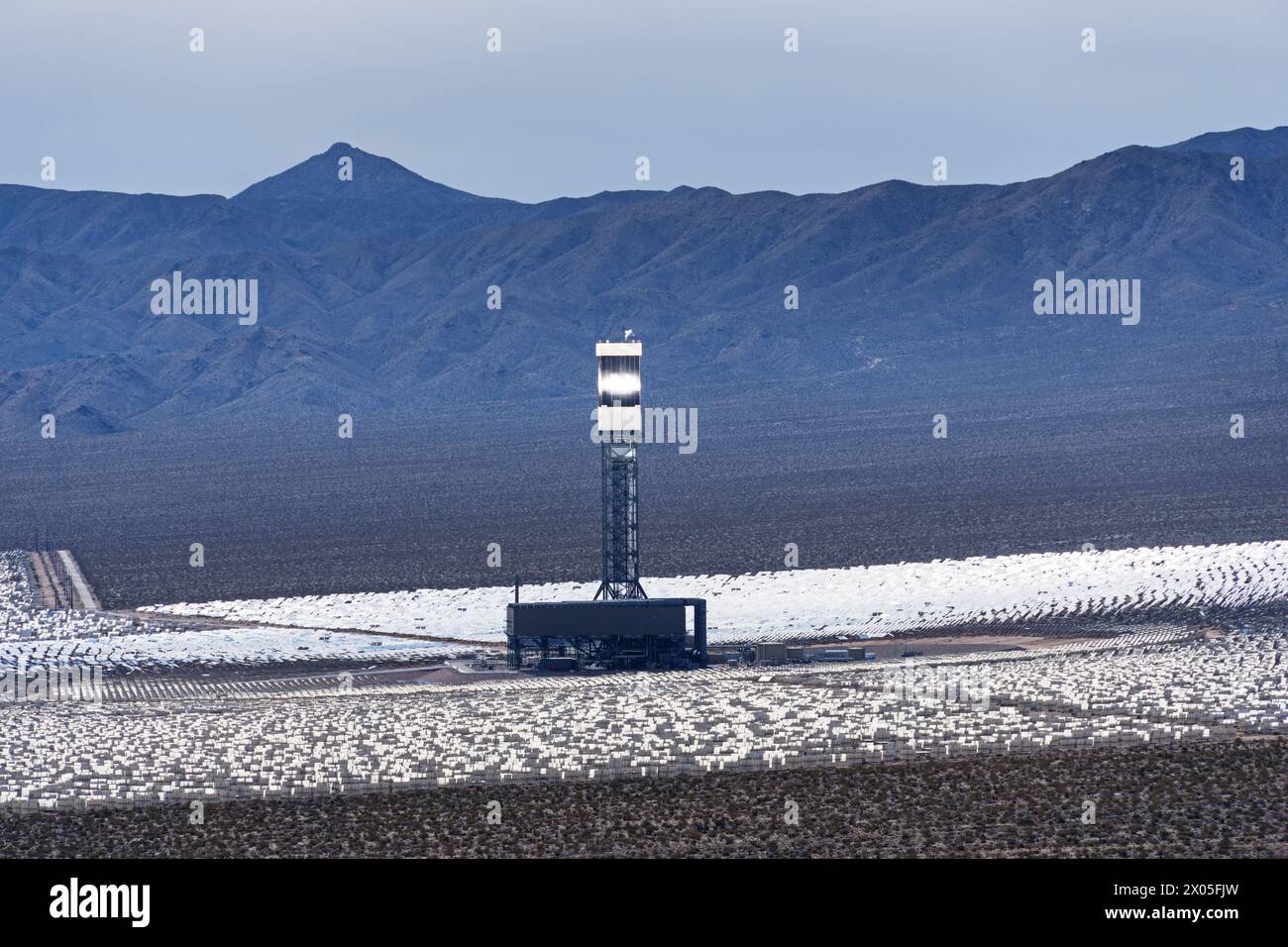 Ivanpah solar thermal power tower and mirrors starting up in the ...
