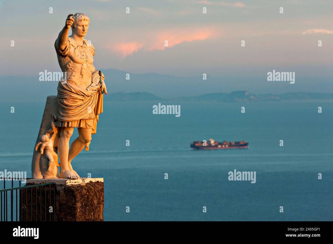 Statue of emperor augustus capri hi-res stock photography and images ...