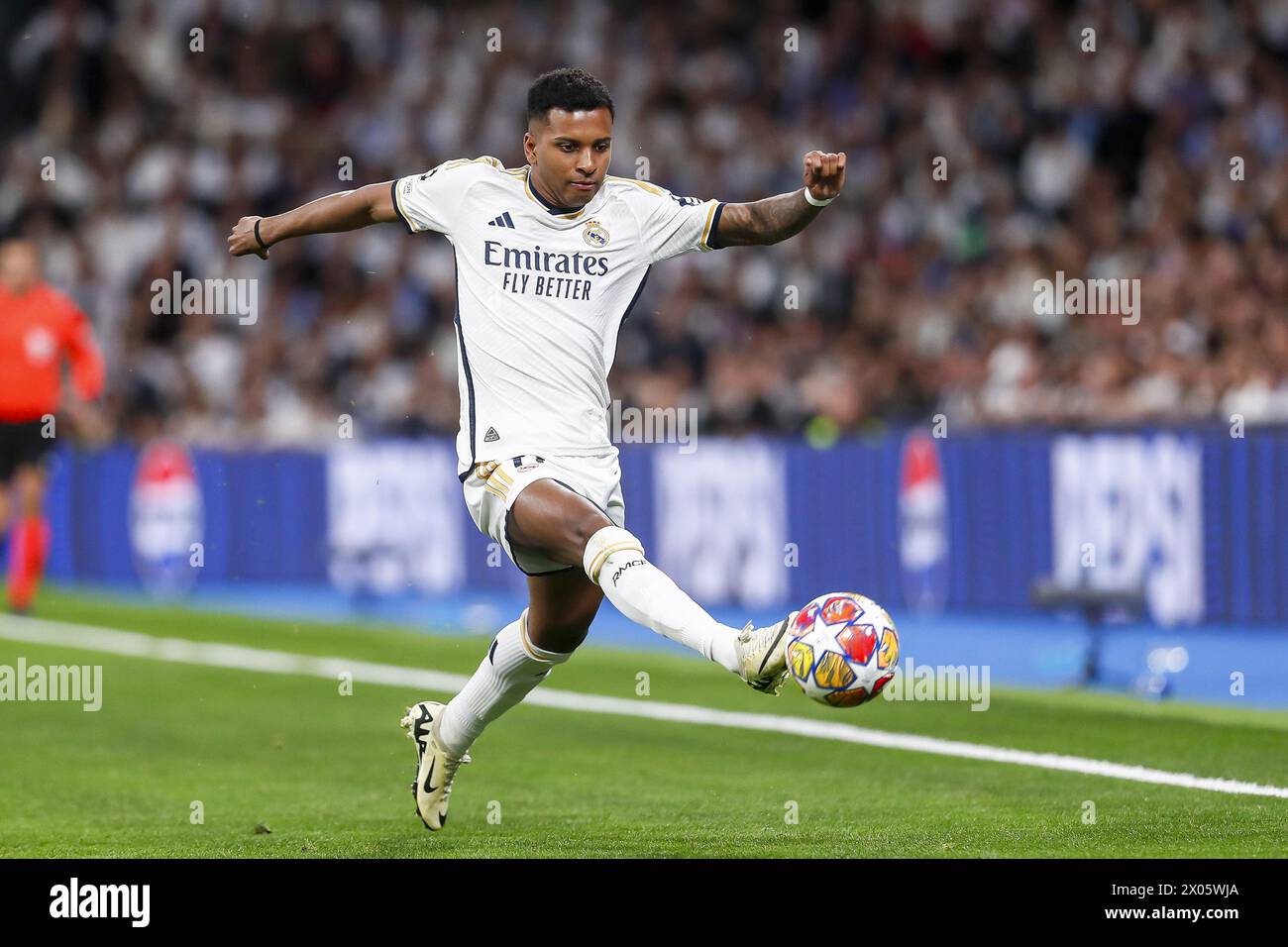 Real madrid manchester city rodrygo hi-res stock photography and images ...