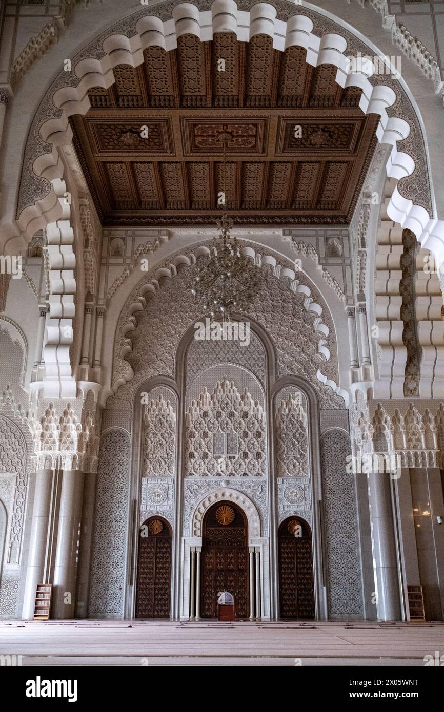 The interior of the Hassan-II Mosque, one of the largest mosques in the ...