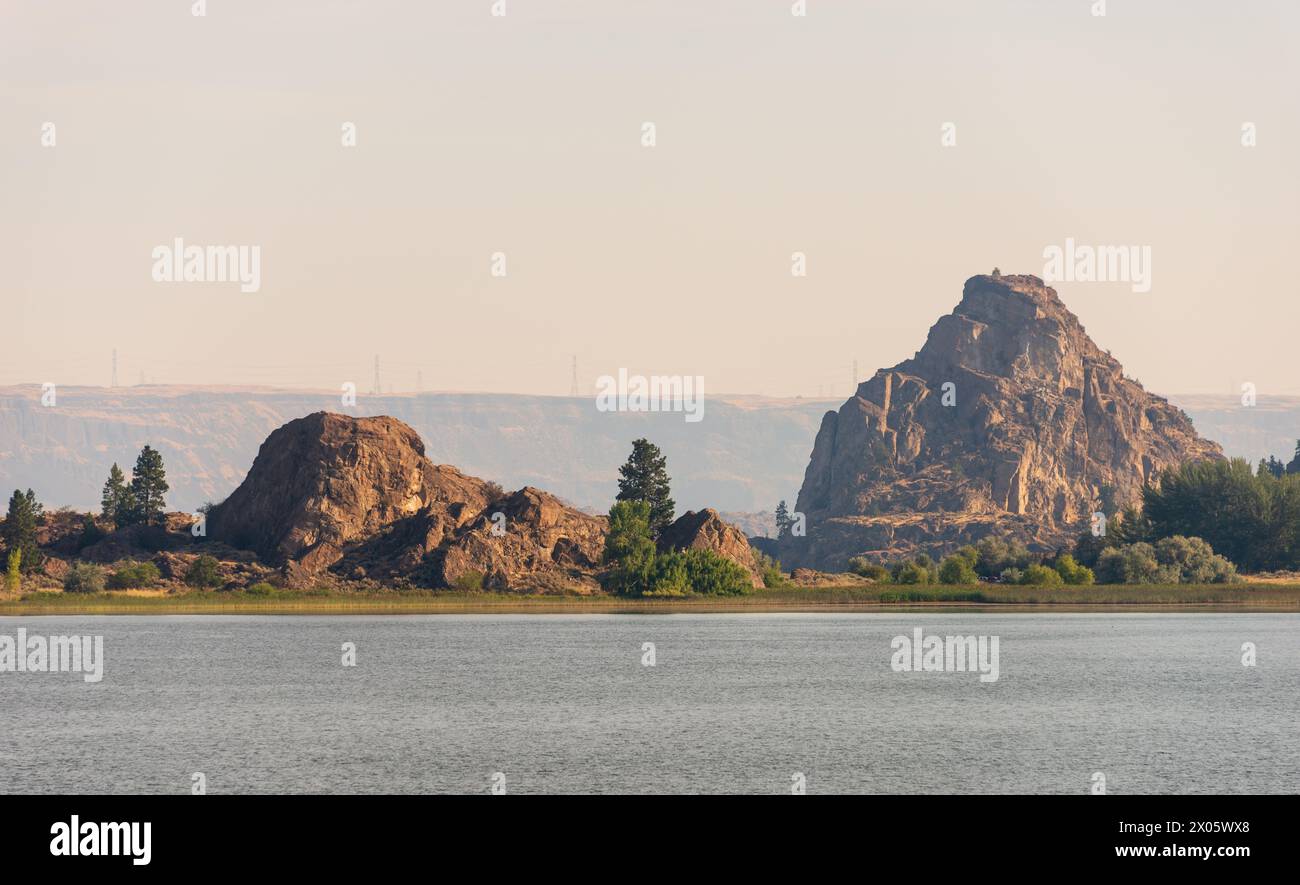 Steamboat Rock State Park by Banks Lake in the Grand Coulee, in ...