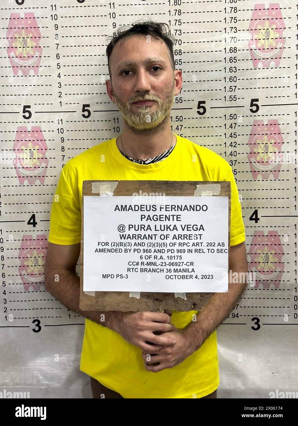 October 4, 2023, Manila, Philippines: Drag performer AMADEUS FERNANDO ...