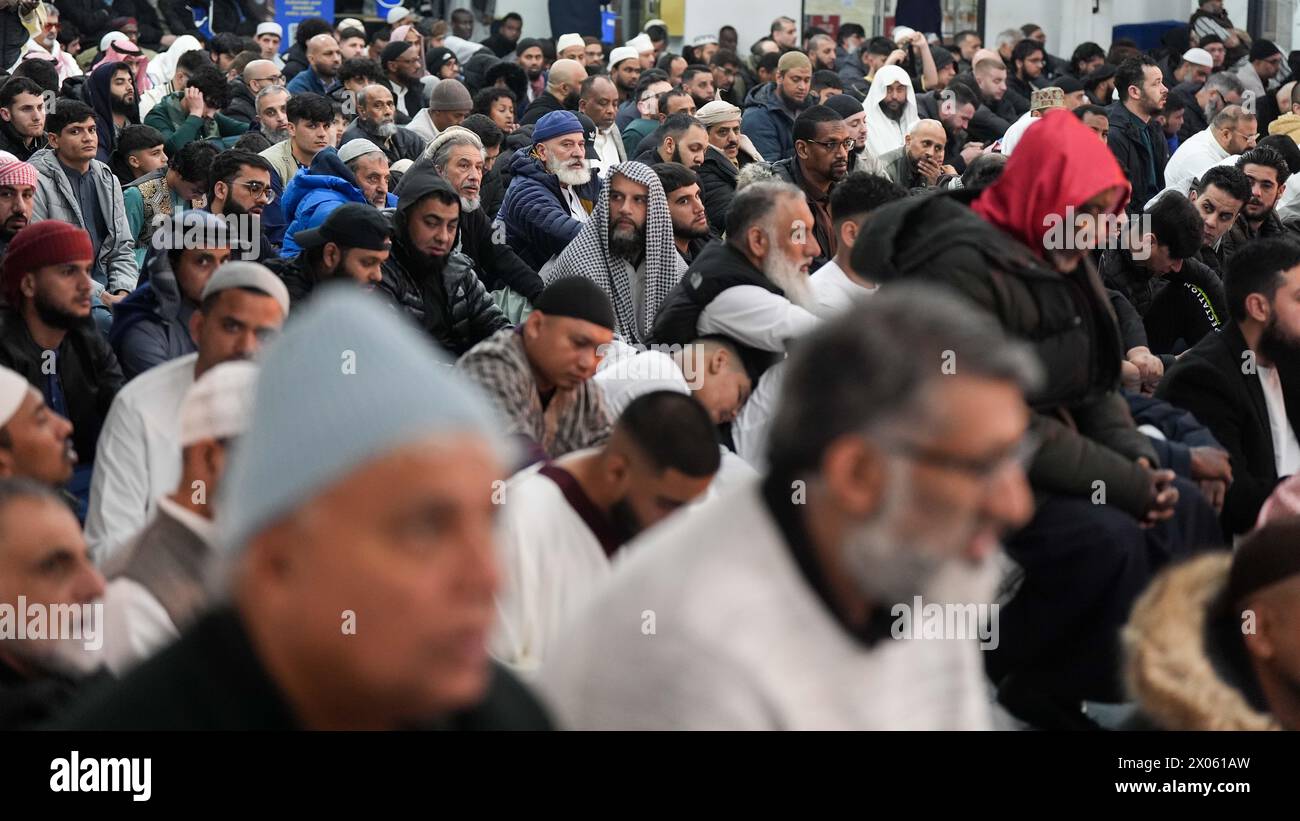 Worshippers gather for morning prayers at Green Lane Masjid in ...