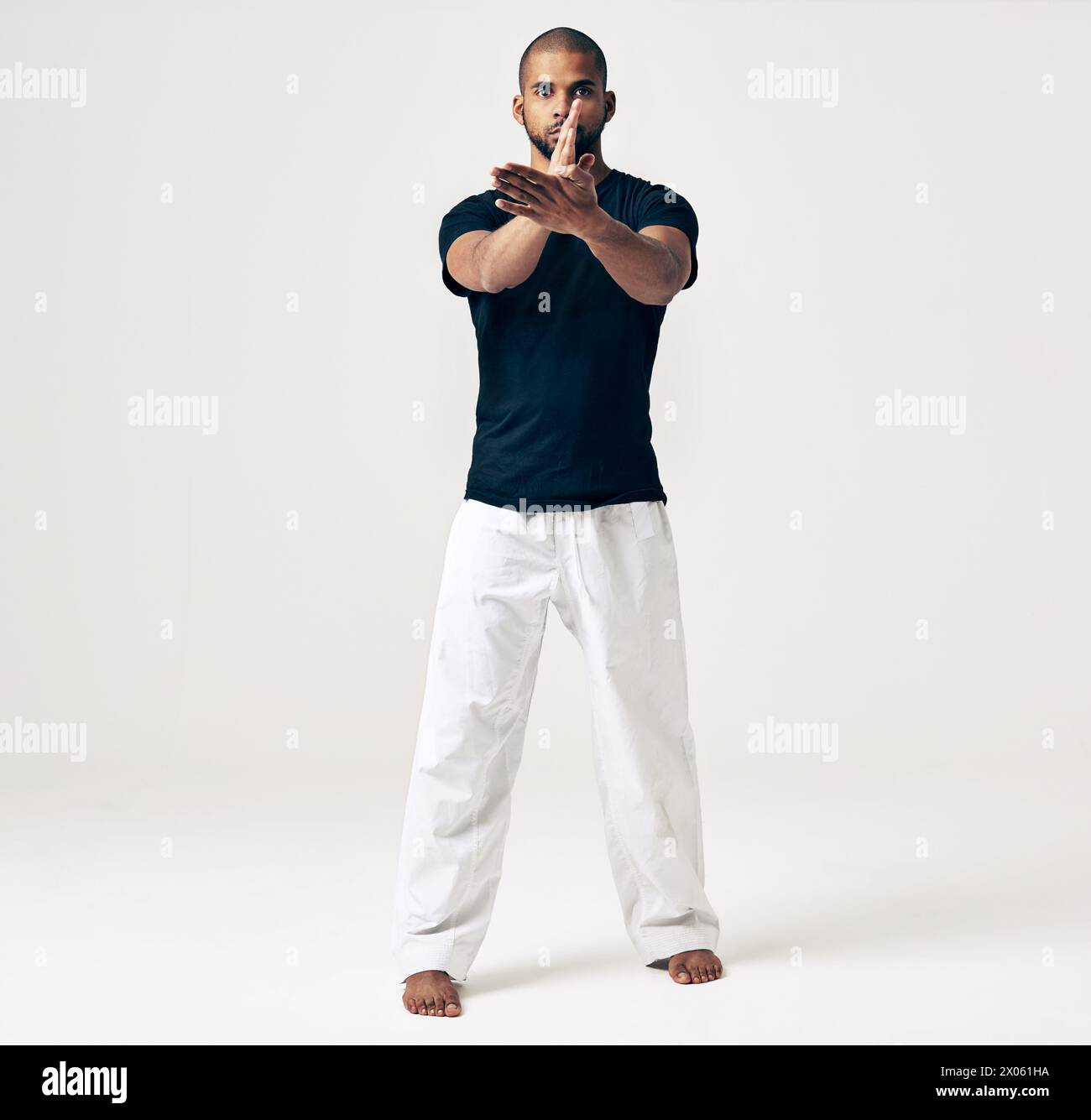 Self defence pose hi-res stock photography and images - Alamy