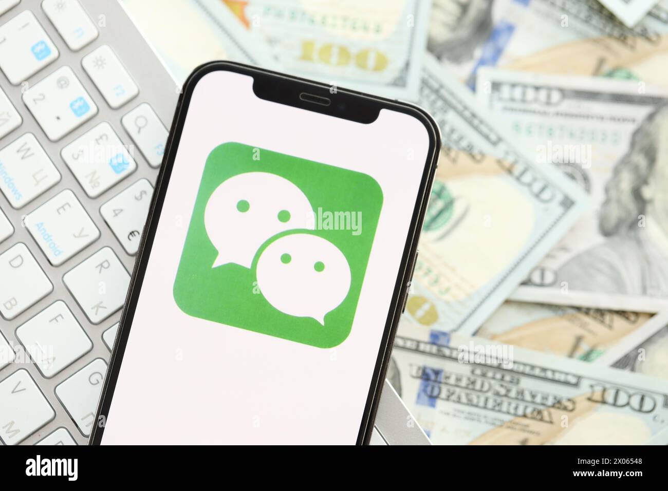 Wechat profile icon hi-res stock photography and images - Alamy