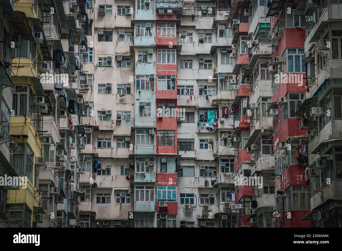 Yick building hong kong hi-res stock photography and images - Alamy