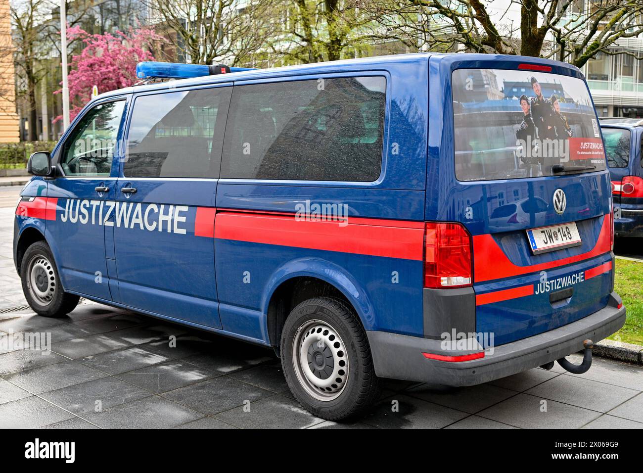 Justizwache 10.04.2024, Linz, AUT, Justizwache, im Bild Justizwache, Justiz, Fahrzeug ...