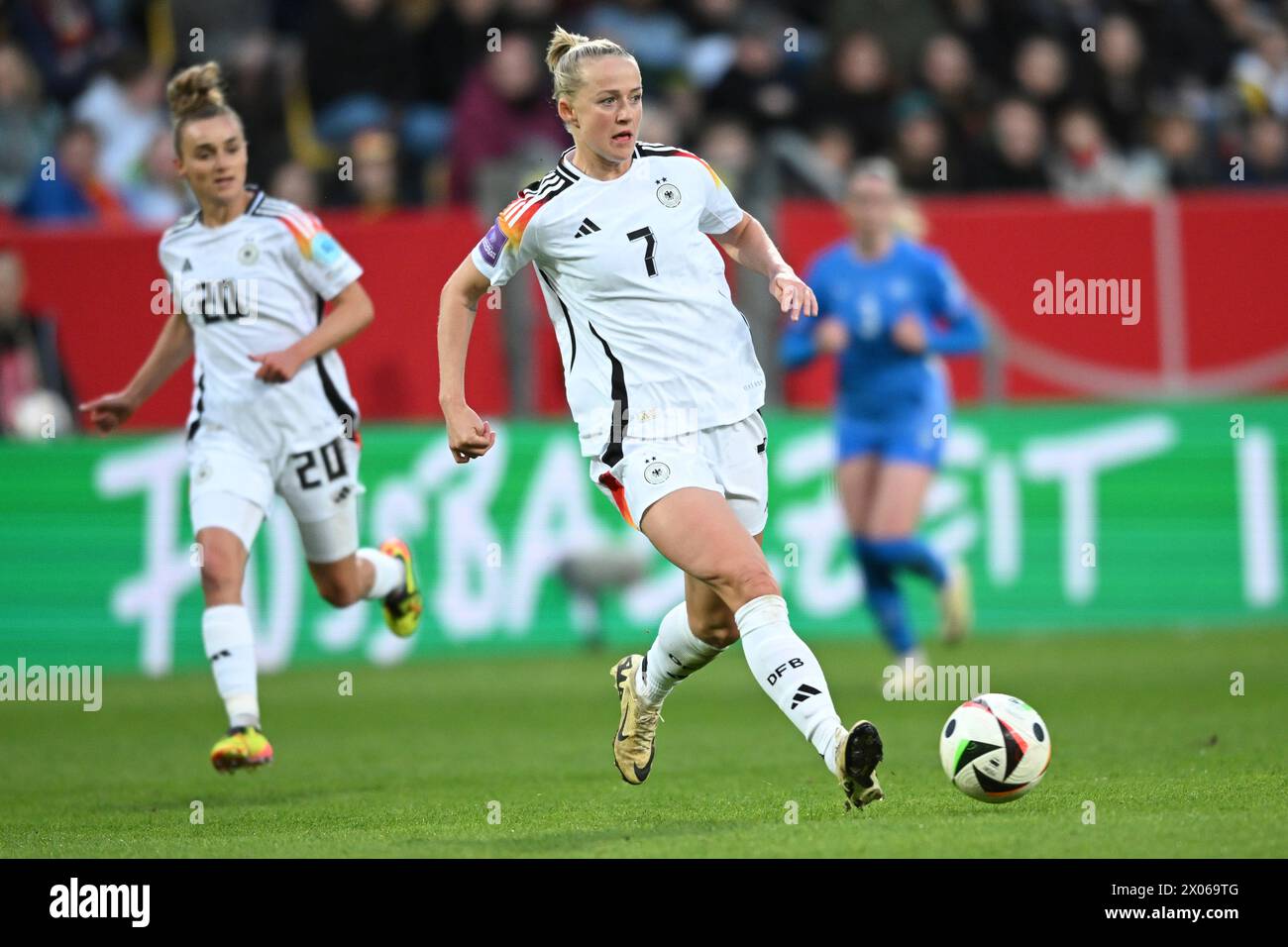 Lea schüller germany qualifier hi-res stock photography and images - Alamy