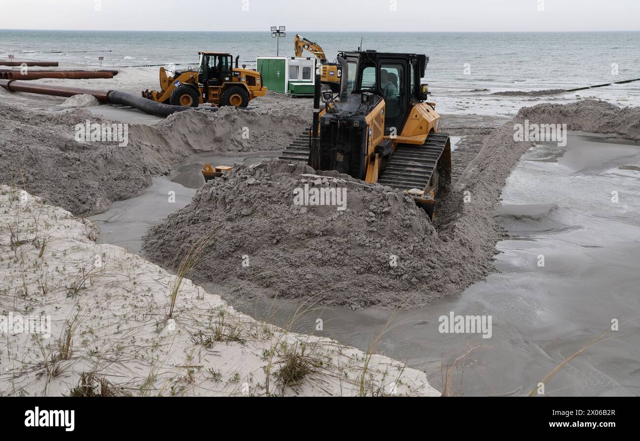 Zingst, Germany. 09th Apr, 2024. On the beach, the washed-up sand is ...