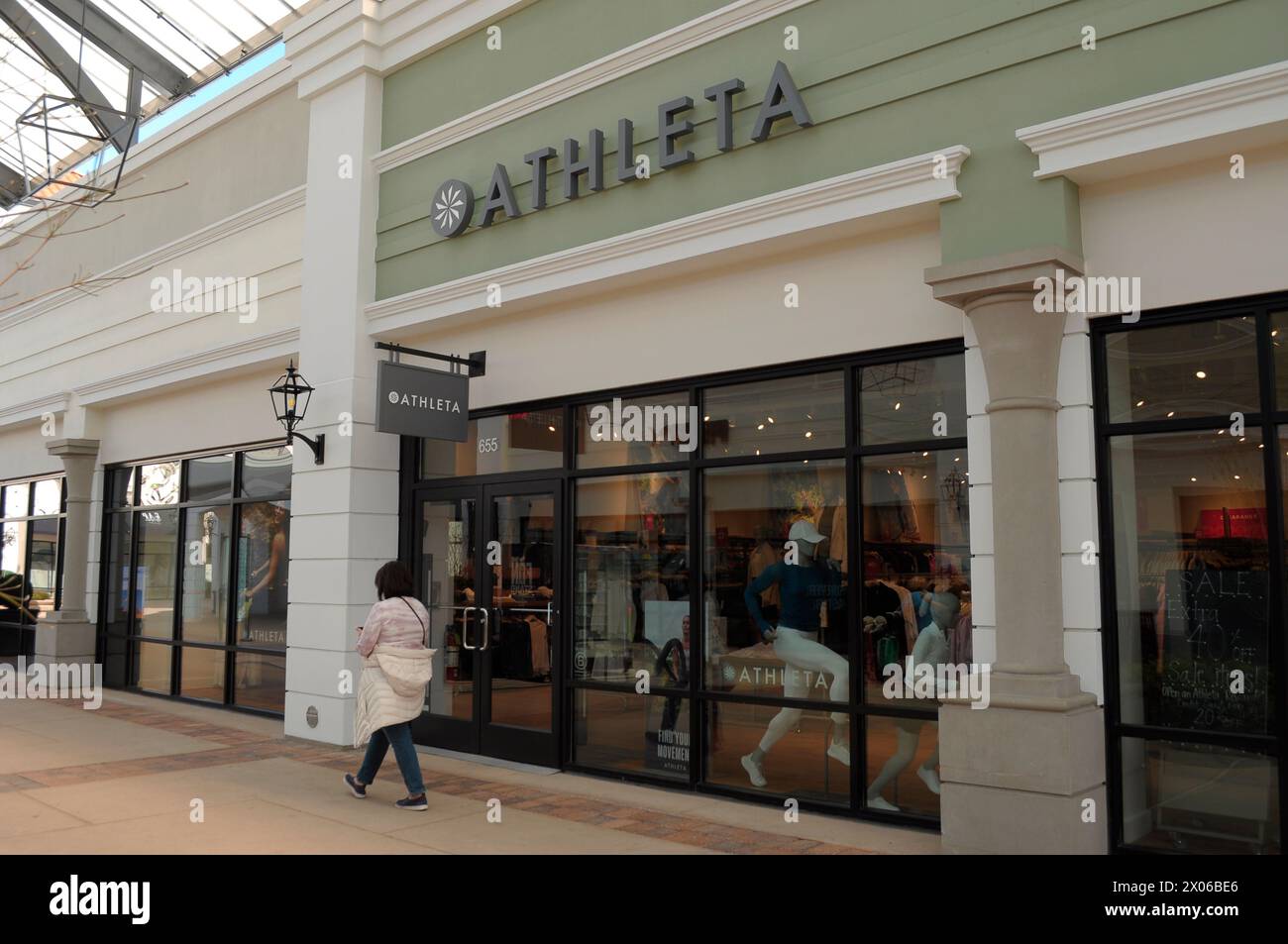 Tanger outlets hi-res stock photography and images - Alamy