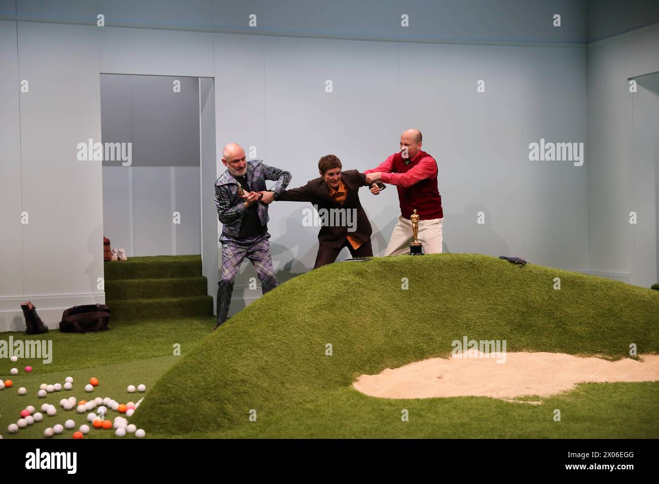 Robert Beyer als Jay, Veronika Bachfischer als Ruth und David Ruland ...