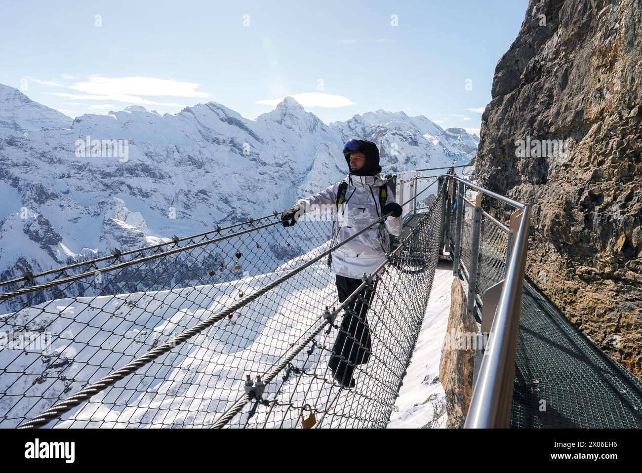 Suspension Bridge Winter Adventure, Murren Ski Resort, Switzerland ...