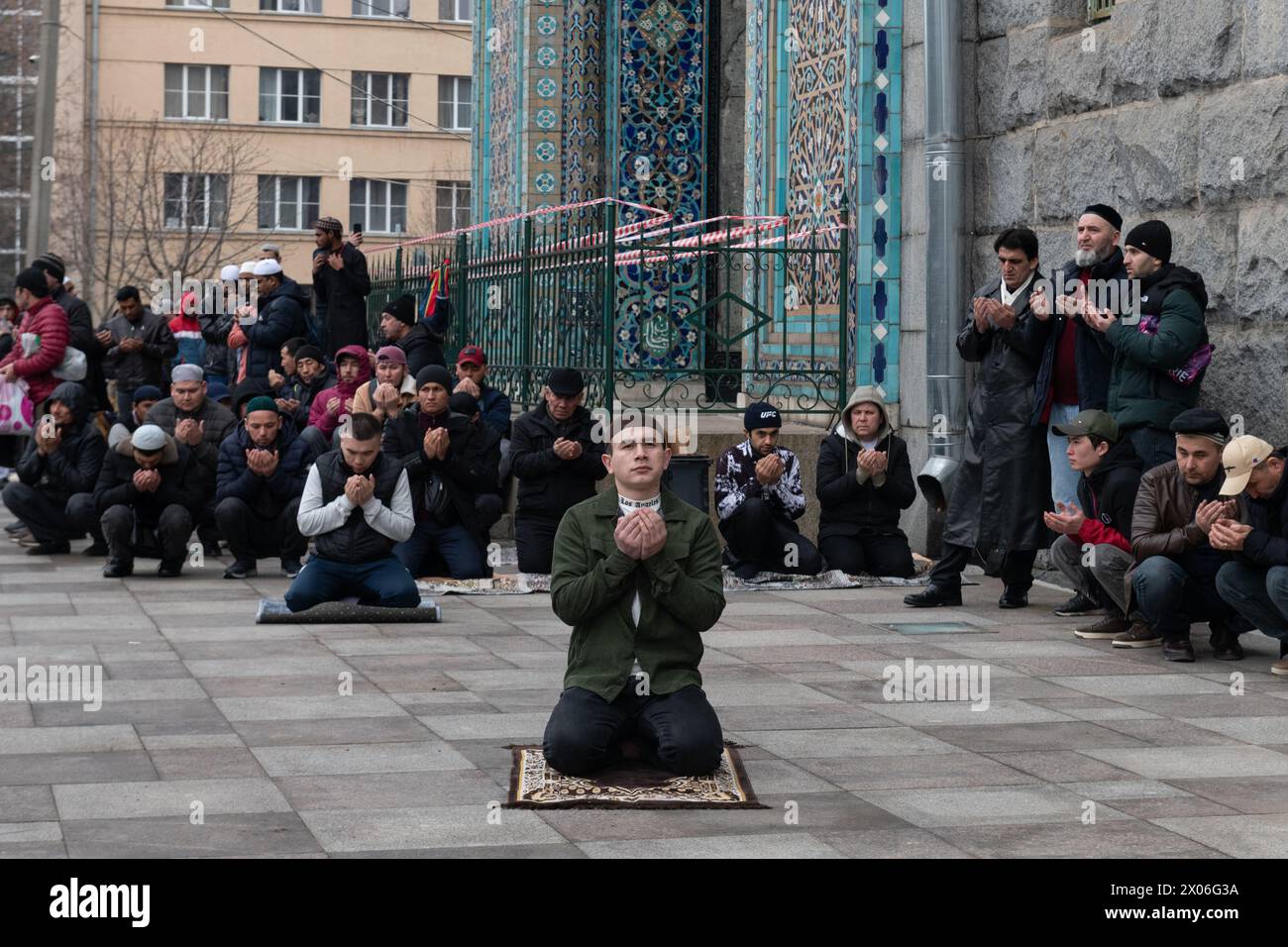 St. Petersburg, Russia. 10th Apr, 2024. Muslims pray on the street ...
