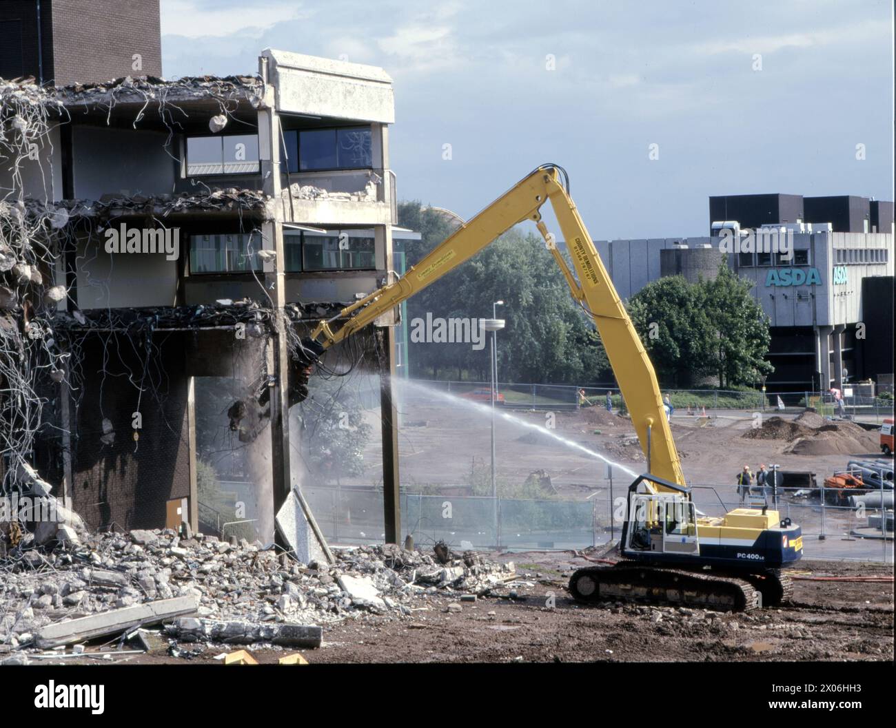 Demolition of the multi-storey car park behind the Post Office on ...