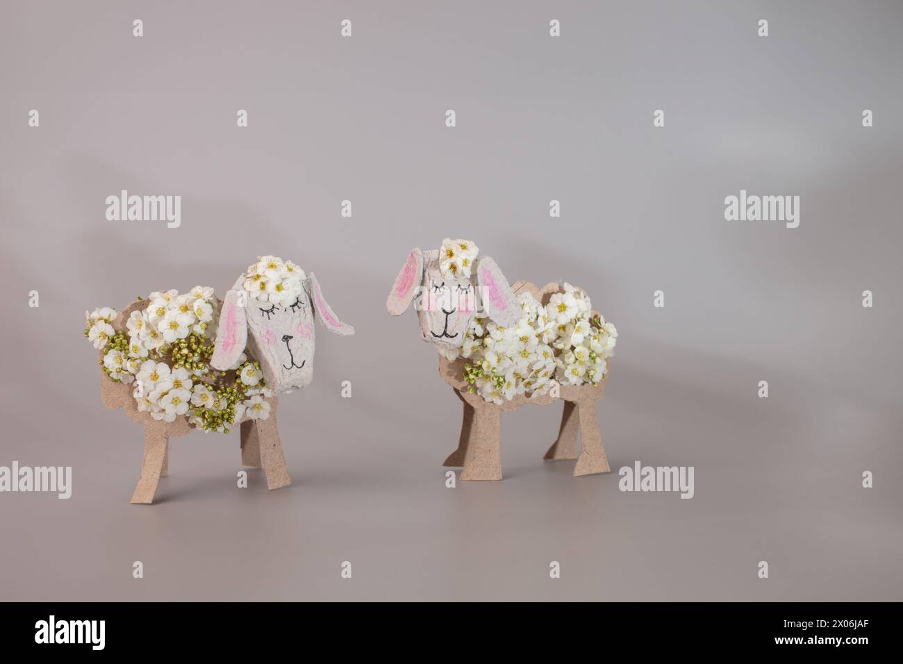 Upcycled crafts hi-res stock photography and images - Alamy