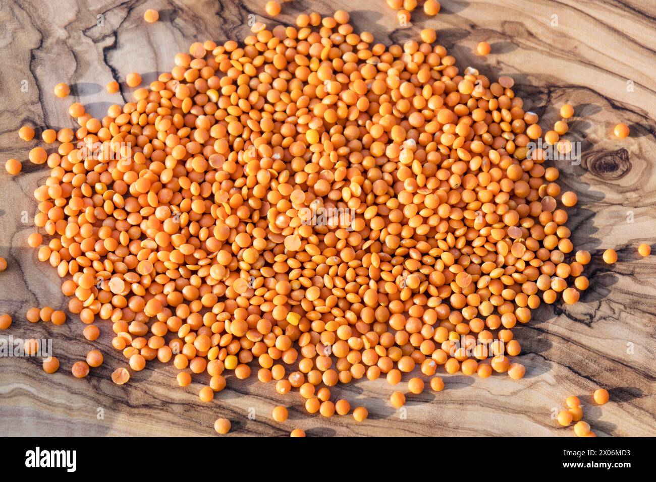 Lentil lens culinaris hi-res stock photography and images - Alamy