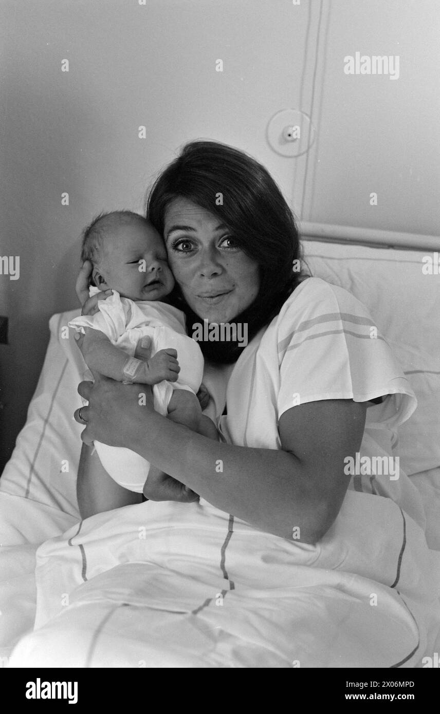 This text has been automatically translated! Stock Photo - Alamy