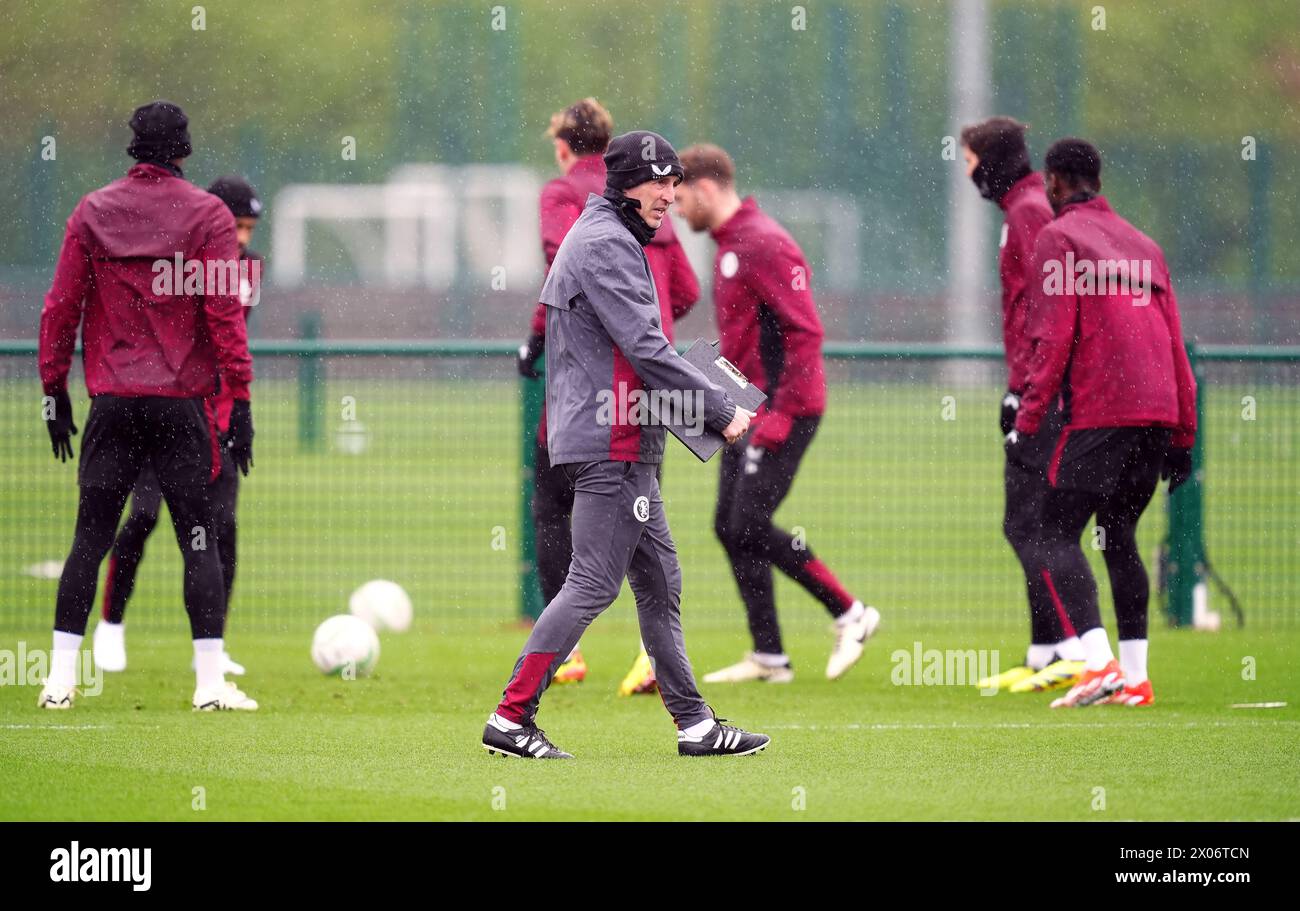 Aston Villa manager Unai Emery during a training session at the ...