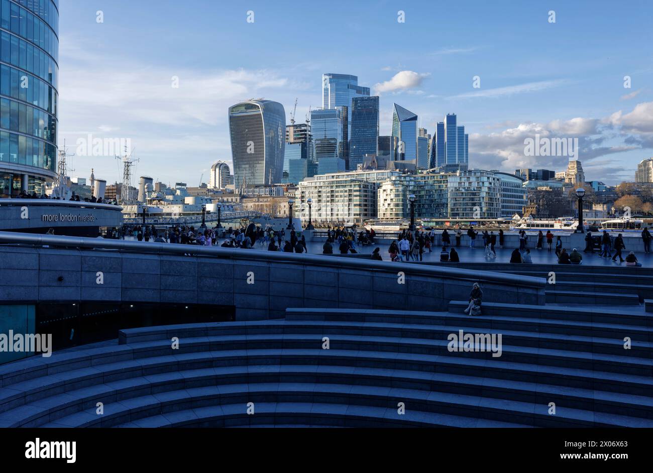 The Scoop amphitheatre by Queen's Walk in More London Development part ...