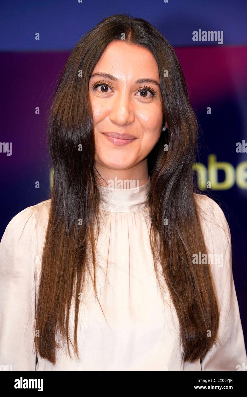 Alev Dogan in der ARD-Talkshow maischberger im Studio Berlin Adlershof ...