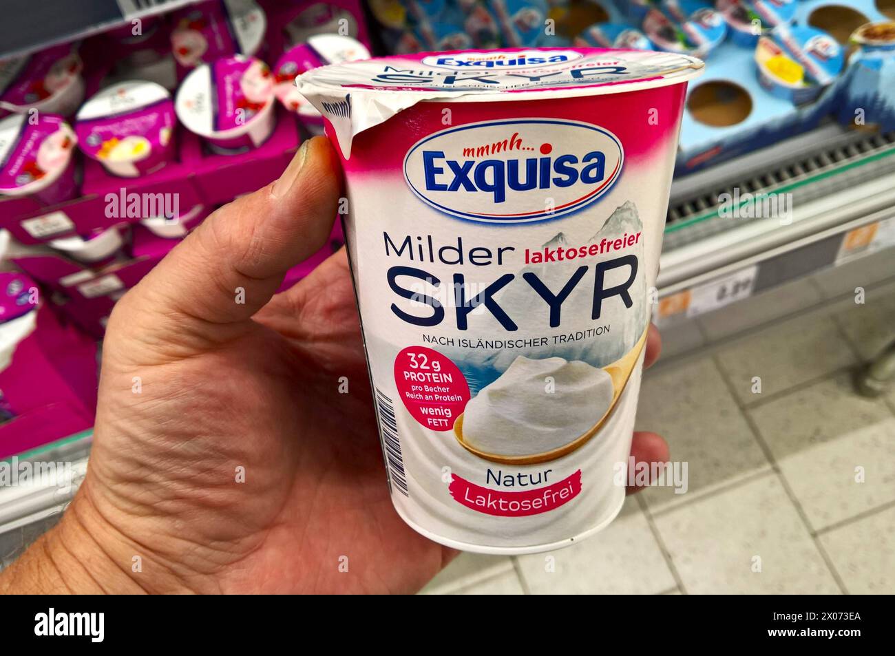 Magermilch hi-res stock photography and images - Alamy