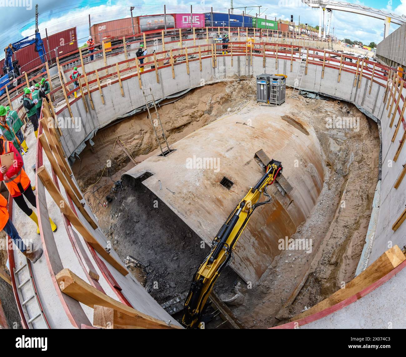 Rastatt, Germany. 10th Apr, 2024. View of part of the exposed tunnel boring machine at the ...