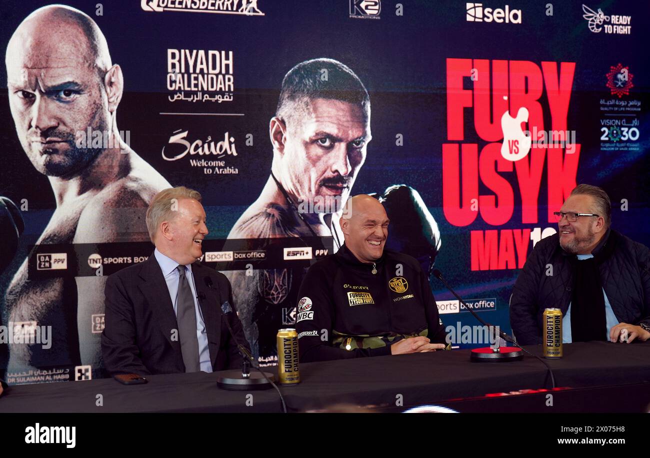 Usyk fury hi-res stock photography and images - Alamy