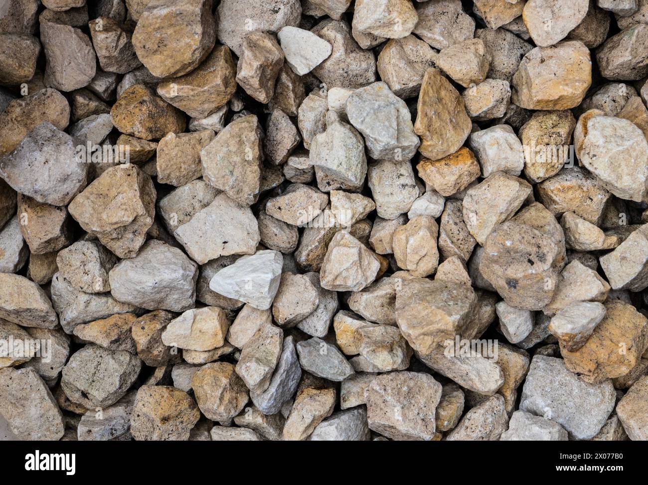 Close up of limestone chips Stock Photo - Alamy