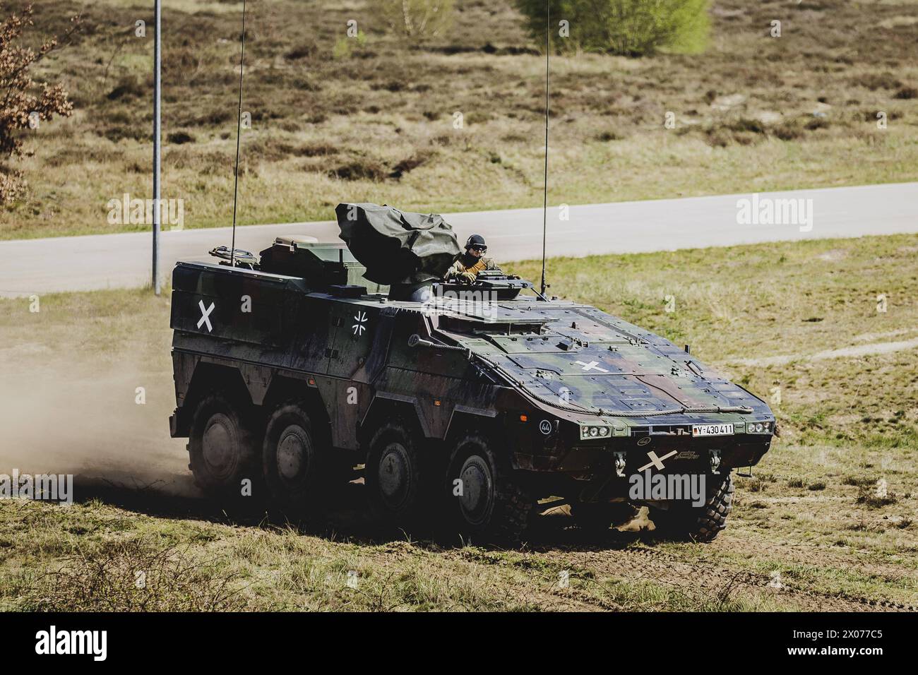 Transportpanzer Boxer, aufgenommen im Rahmen einer Uebung der ...