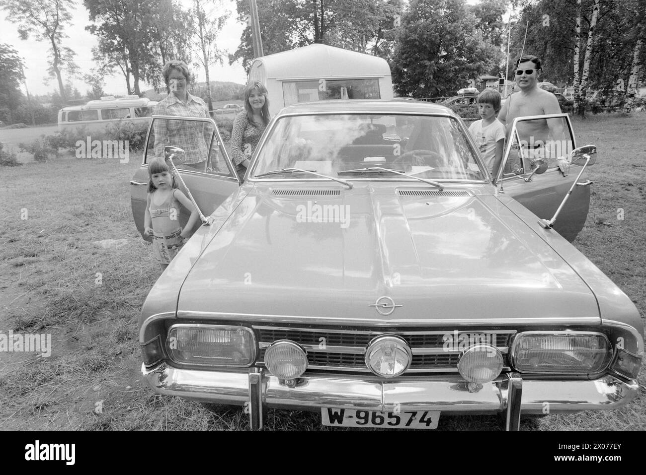 Current 30 - 4 - 1973: Life is a caravanCaravan holidays are becoming ...