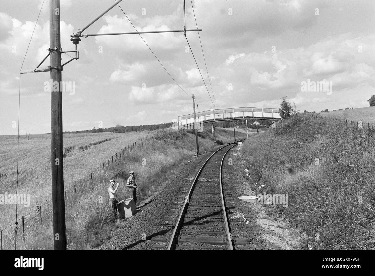Actual 31 - 4 - 1973: The death traps along the railway trackLocomotive ...