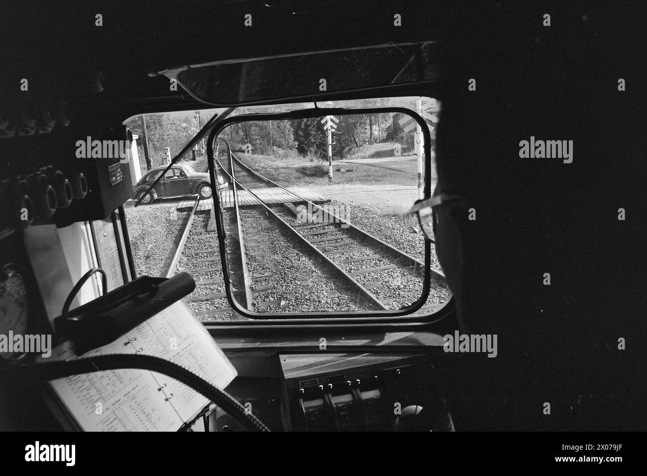 Actual 31 - 4 - 1973: The death traps along the railway trackLocomotive ...