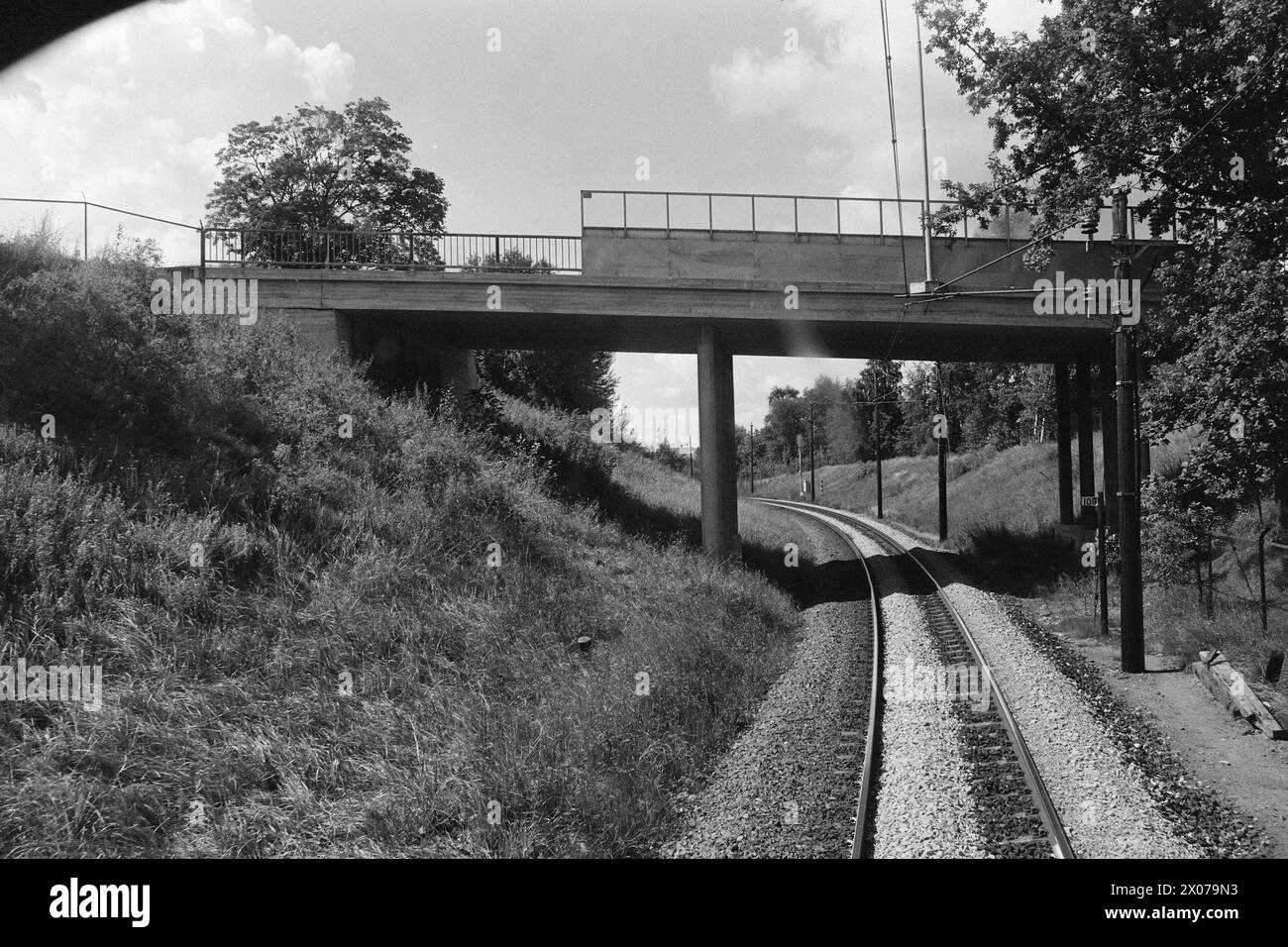 Actual 31 - 4 - 1973: The death traps along the railway trackLocomotive ...