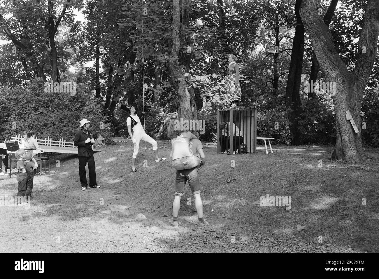 Rolf e Black and White Stock Photos & Images - Alamy