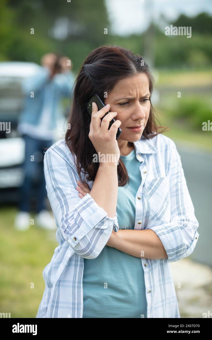 Female driver making phone hi-res stock photography and images - Alamy