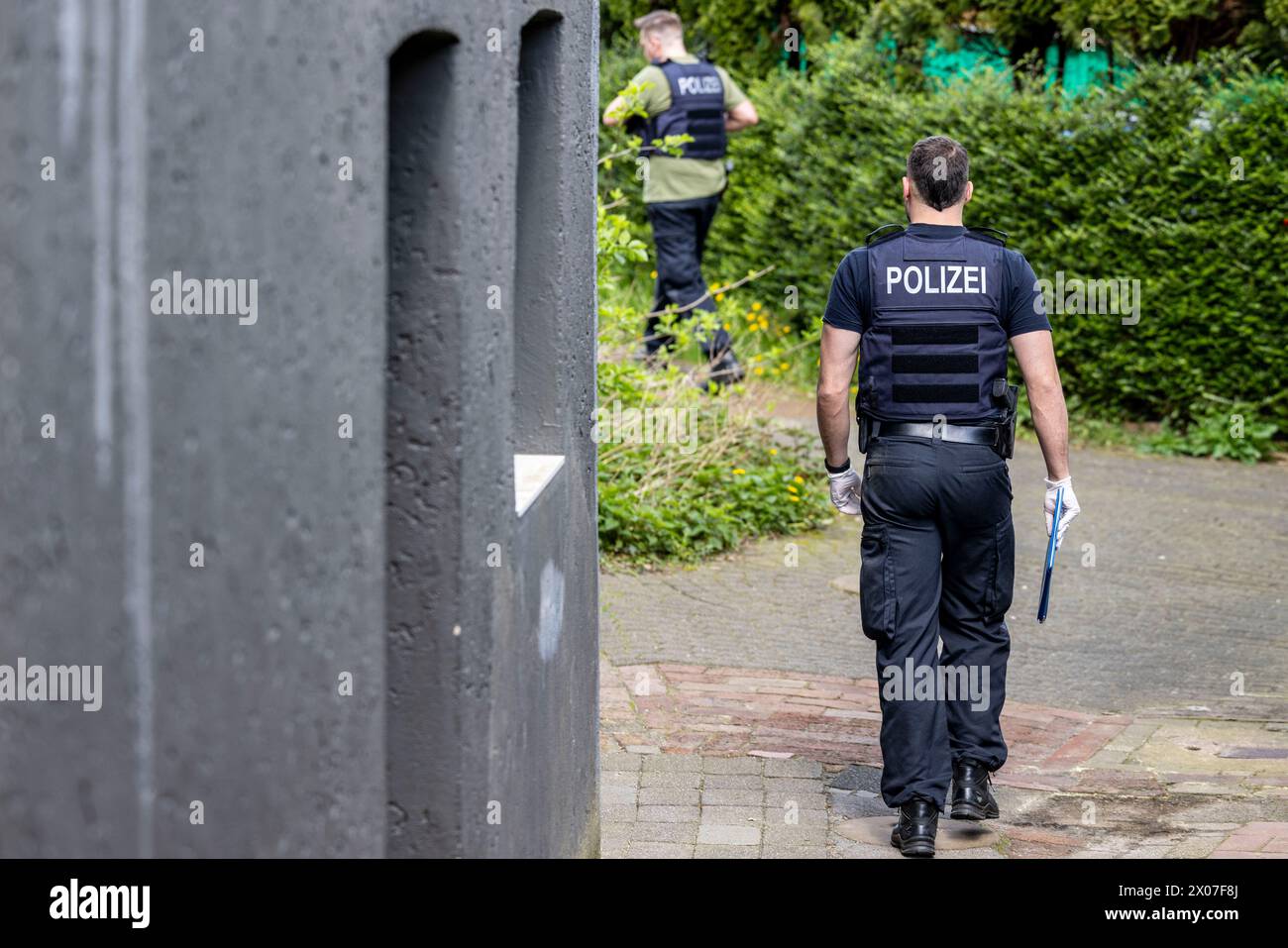 Four attempted murders hi-res stock photography and images - Alamy