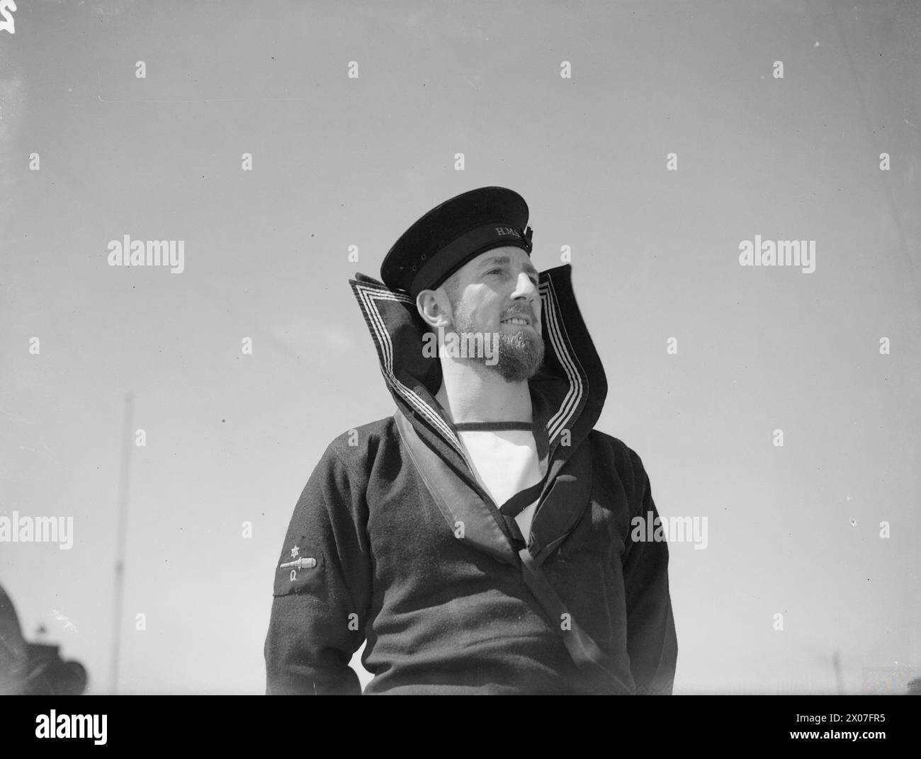 A LONDON DEMS GUNNER HOME FROM PRISON CAMP. 19 JUNE 1943, LIVERPOOL ...