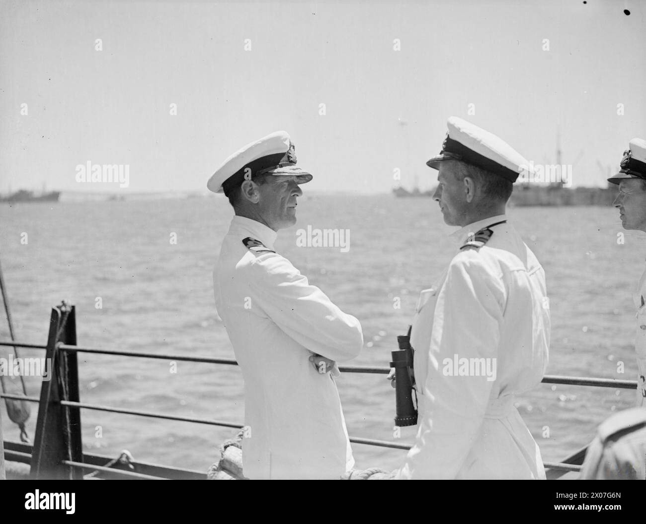 WAR PICTURES OF THE ASSAULT ON SICILY. 10 JULY 1943, ON BOARD HMS ...