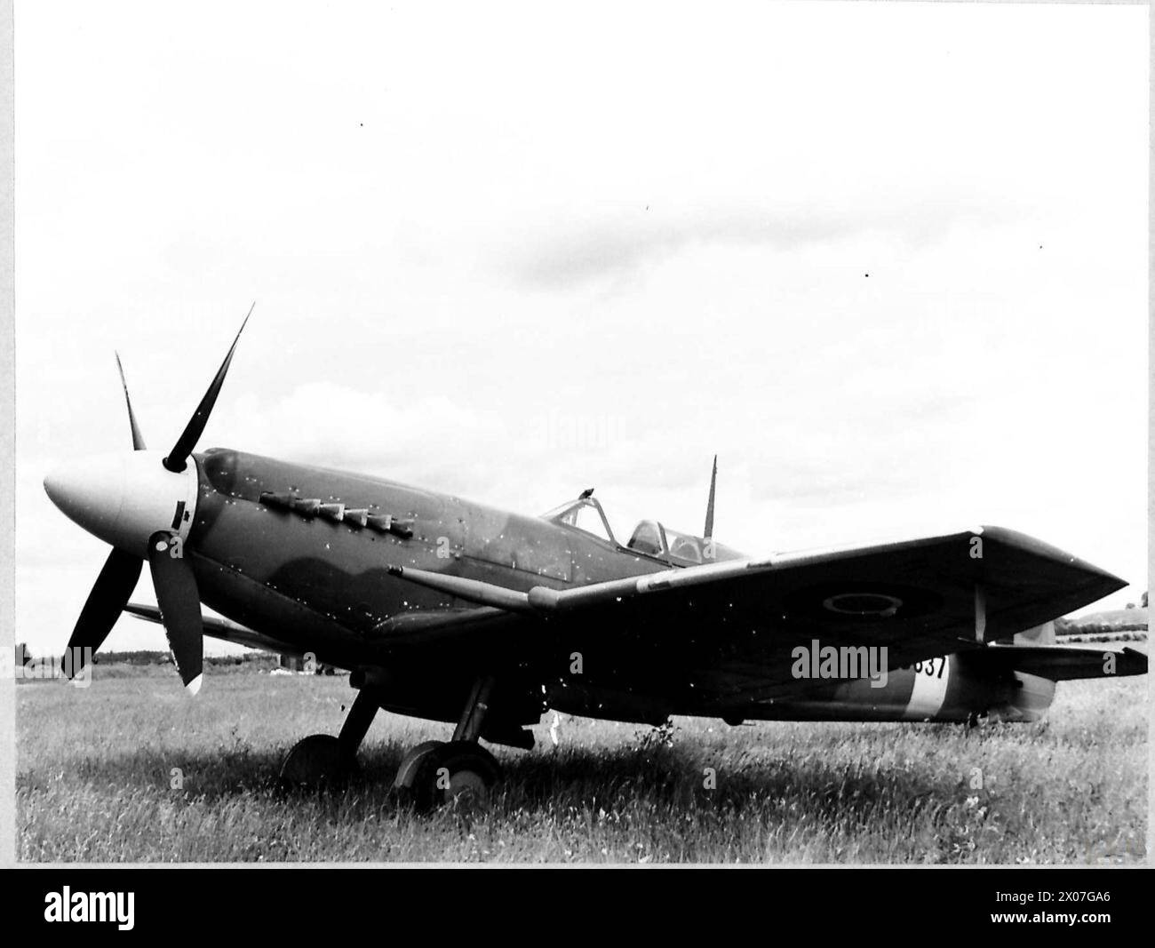 Mark 1 spitfire hi-res stock photography and images - Alamy
