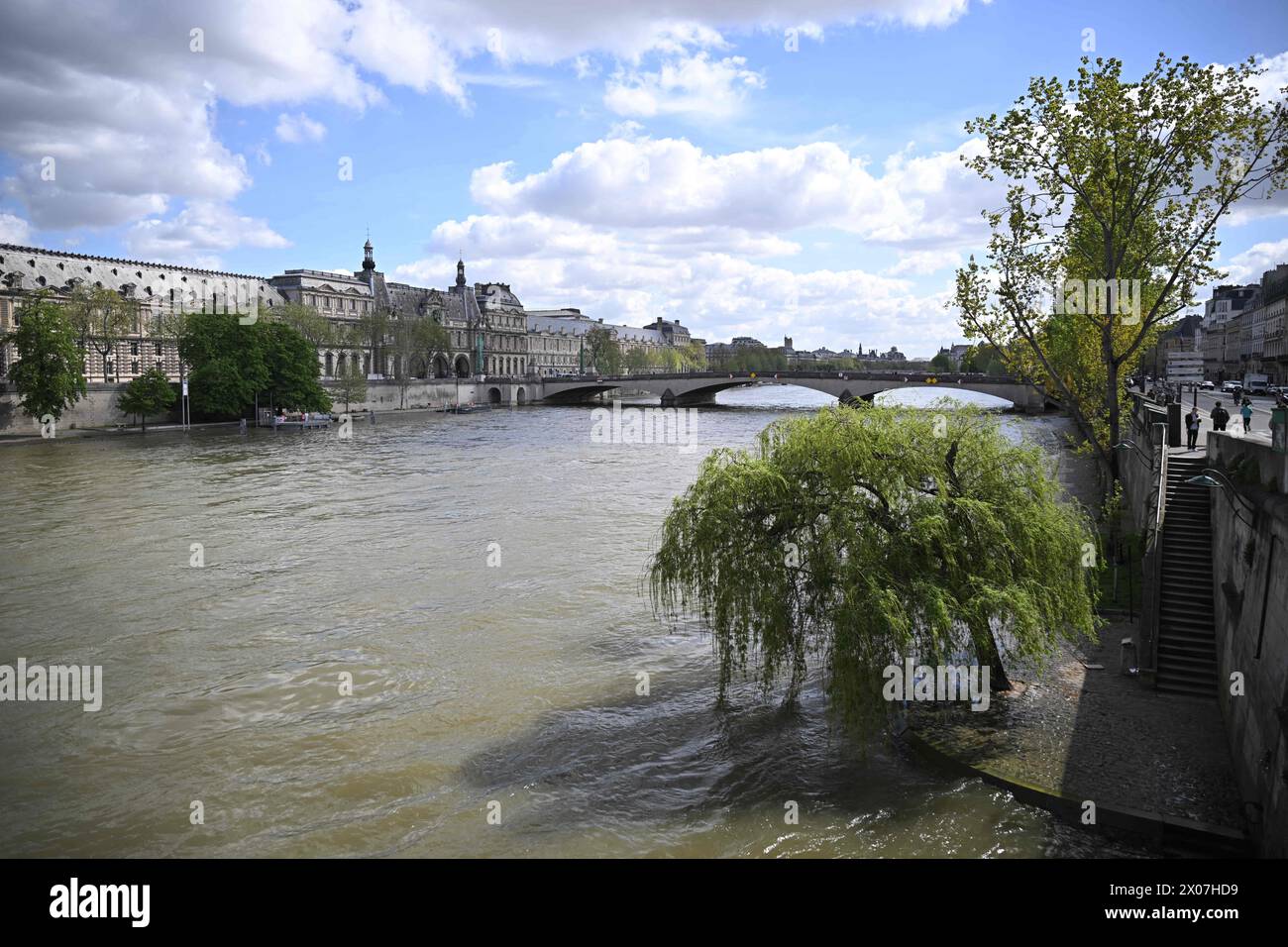 Paris, France, April 10, 2024. A view of the Seine River as it is ...