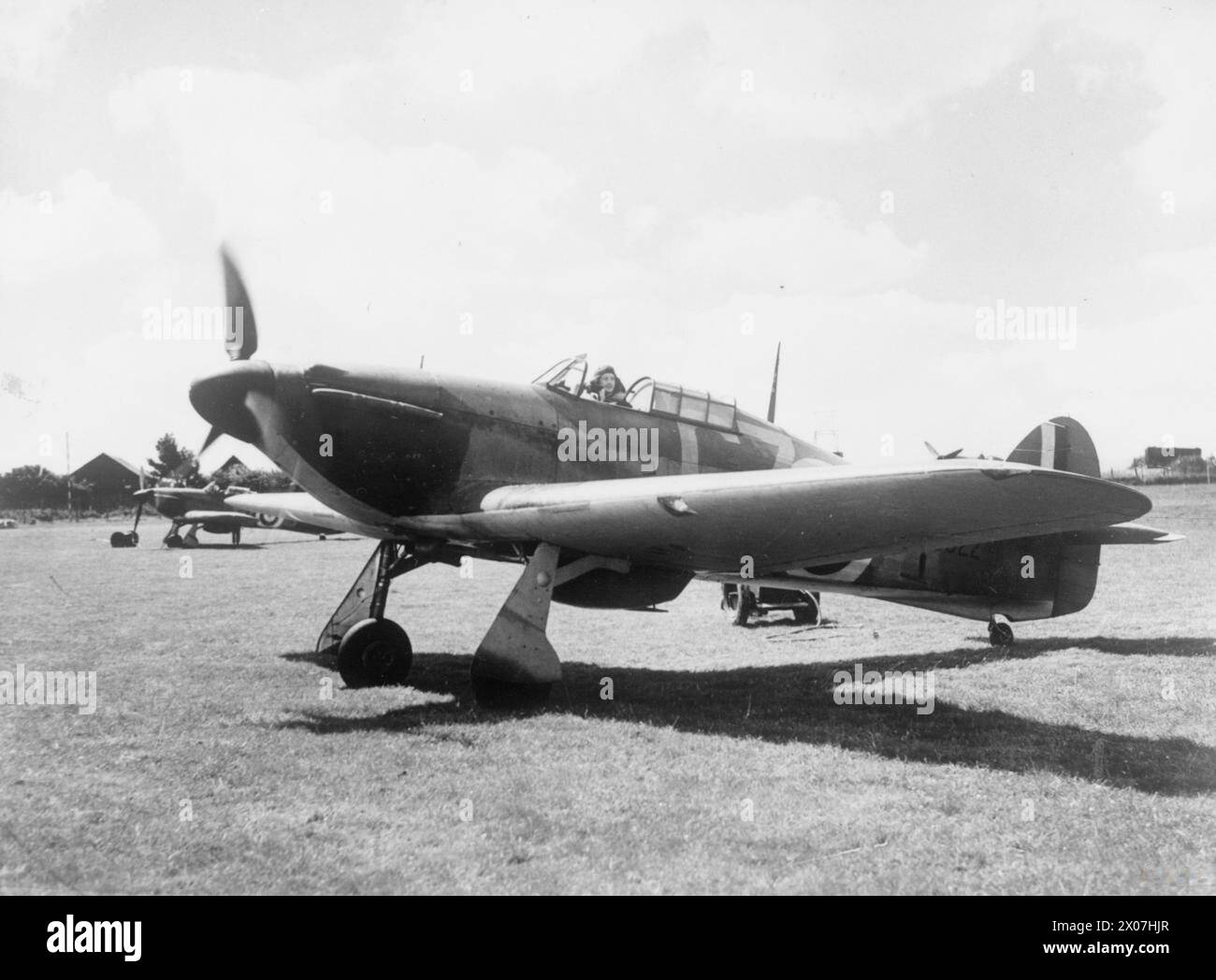 THE BATTLE OF BRITAIN 1940 - Hawker Hurricane Mk I P3522 of No. 32 ...