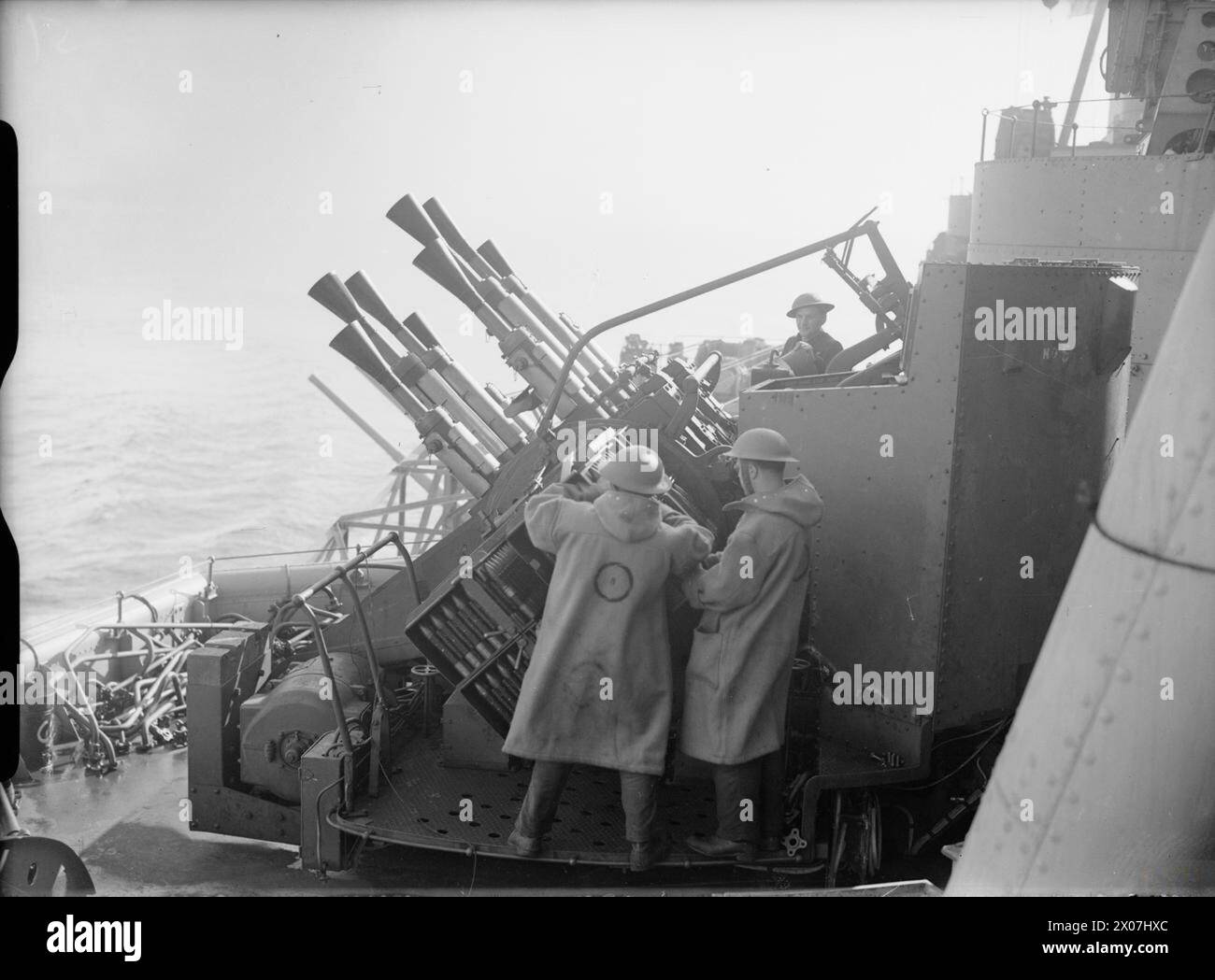 World war one pounder gun hi-res stock photography and images - Alamy