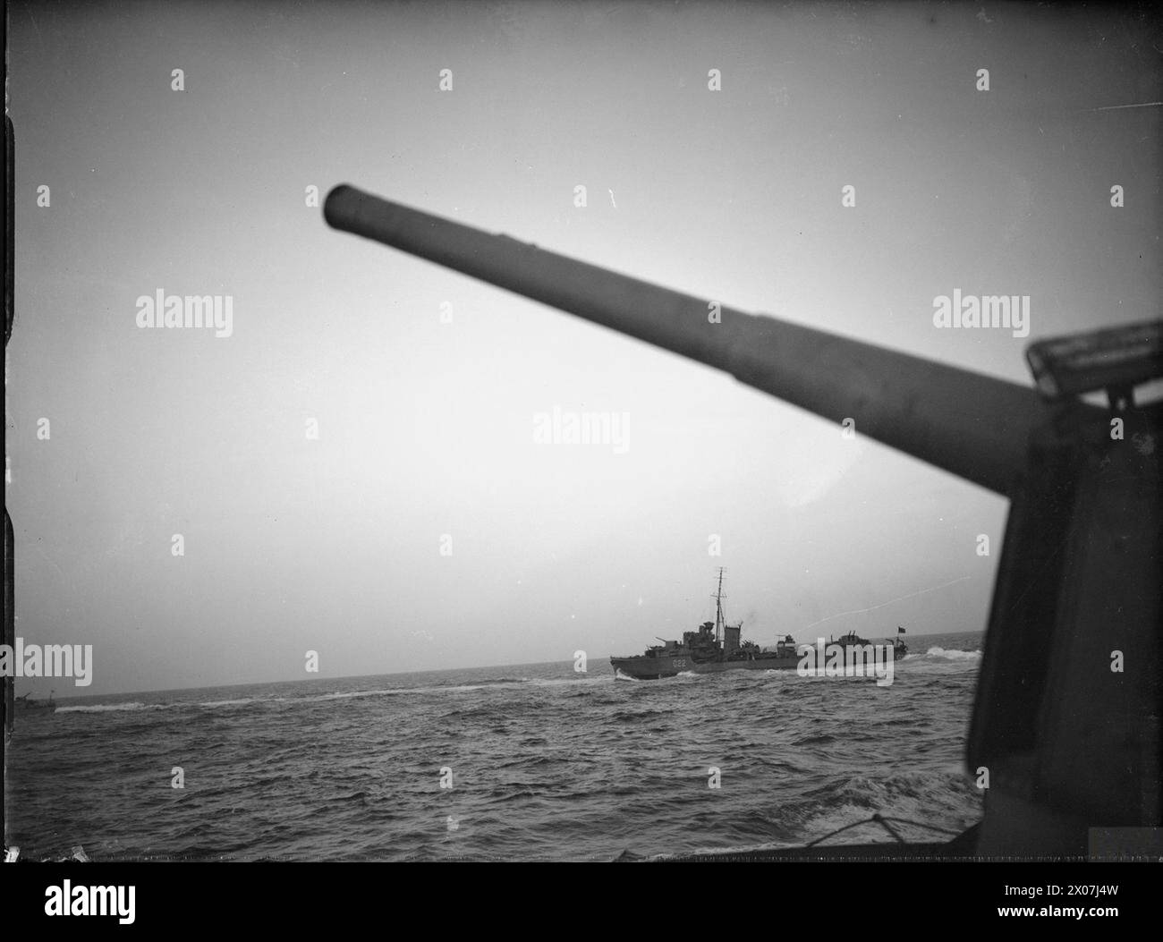 DESTROYERS OF THE J AND K CLASS ON PATROL IN THE ENGLISH CHANNEL. 1940 ...