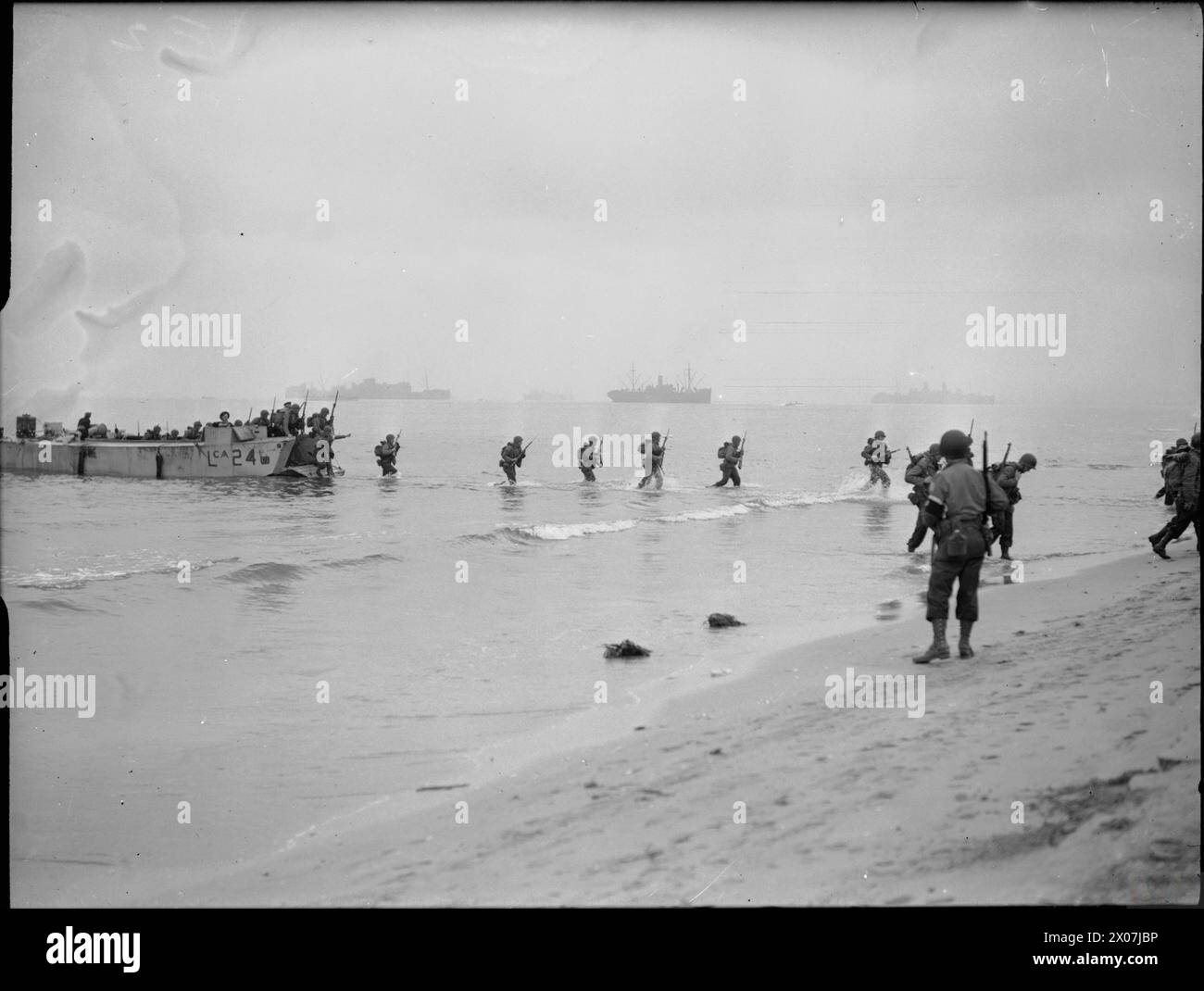 THE ROYAL NAVY DURING THE SECOND WORLD WAR: OPERATION TORCH, NORTH ...