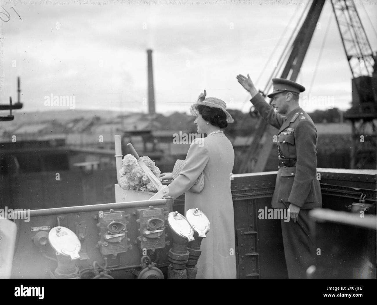 THE ROYAL NAVY DURING THE SECOND WORLD WAR - HM King George VI waves ...
