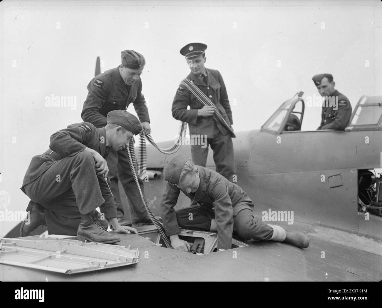 303 polish squadron hi-res stock photography and images - Alamy
