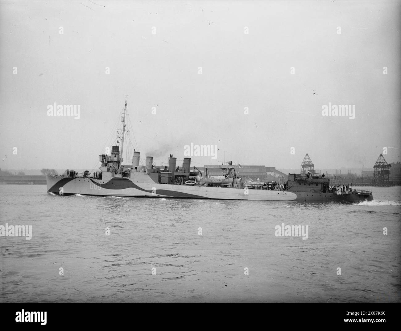 HMS NEWARK, BRITISH TOWN CLASS DESTROYER. 15 MAY 1942, ROYAL ALBERT ...