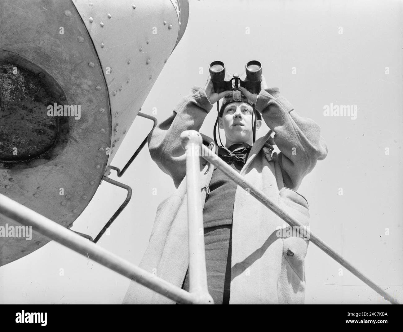 BRITISH CRUISER BRINGS ABOUT BLOCKADE RUNNER'S END. 13 APRIL 1943 ...